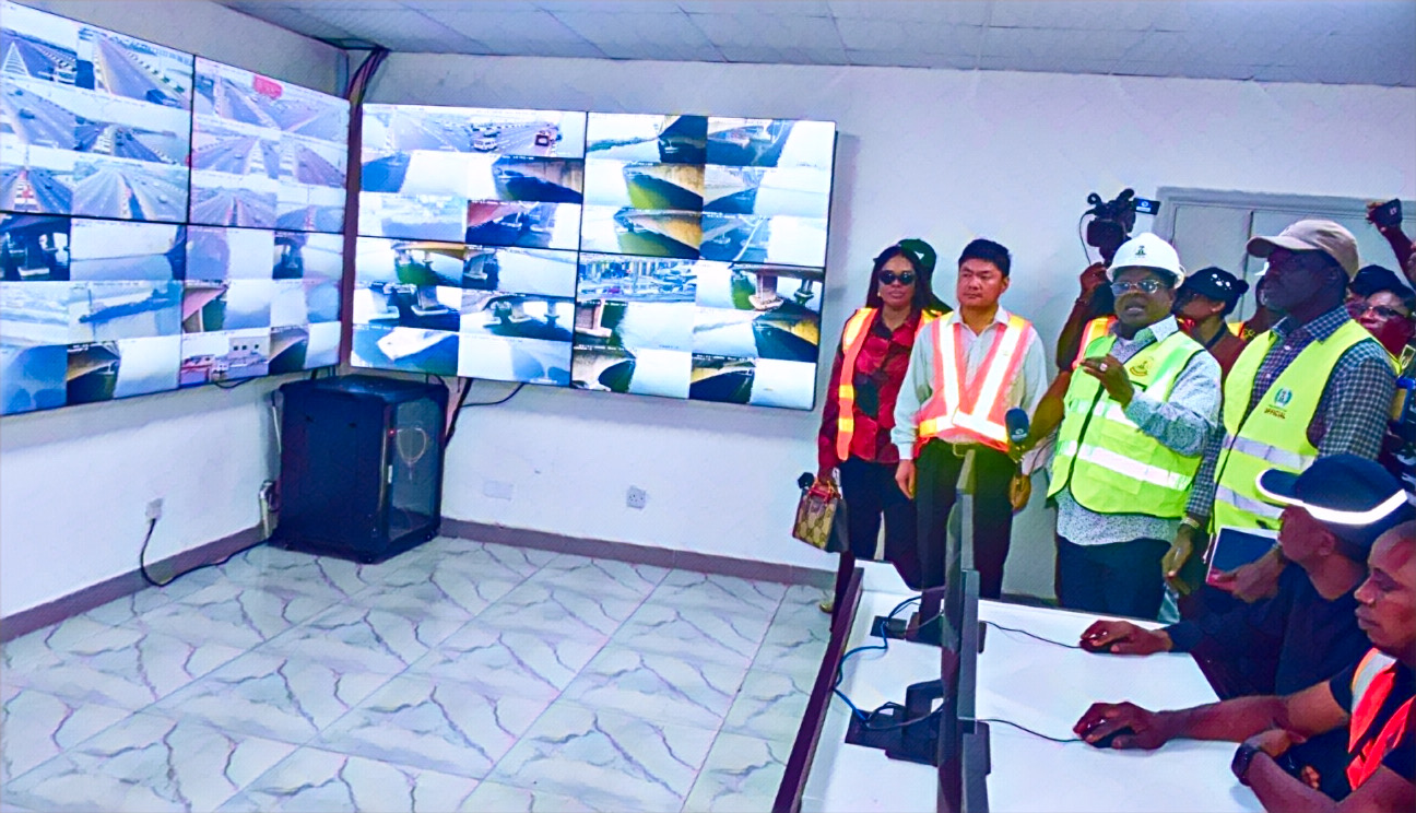 Nigeria Opens ₦40 billion CCTV Centre on Third Mainland Bridge